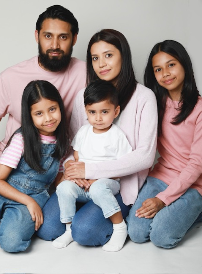 Model families | Families for advertising and commercial work.