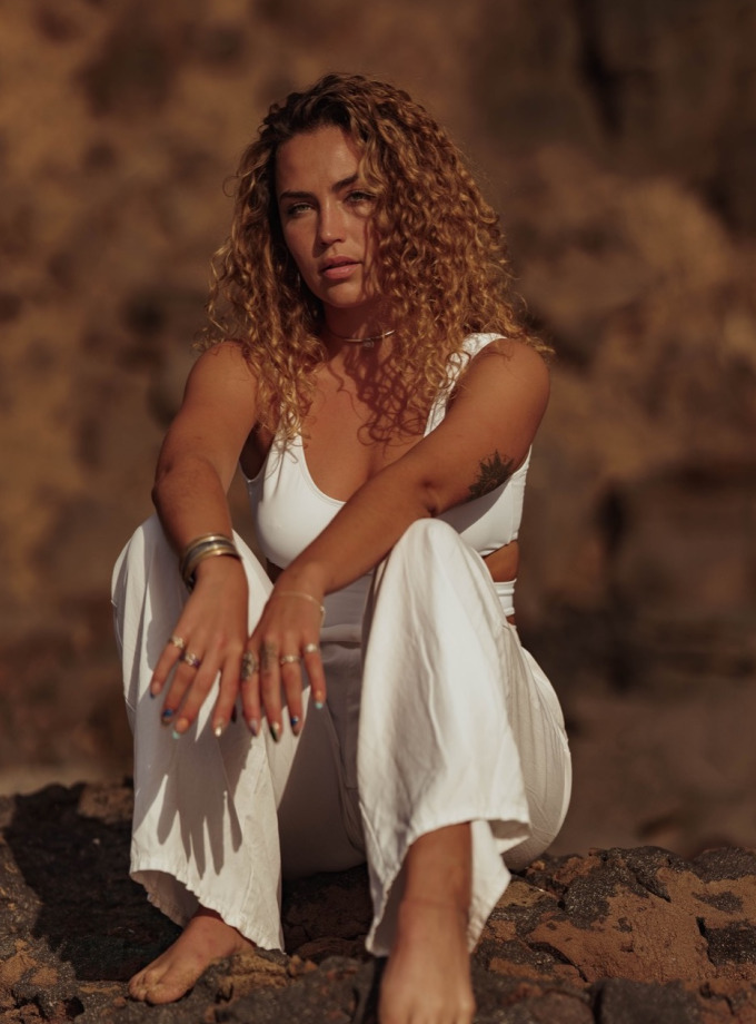 Billie V | Female model | Source Models model agency | 232727