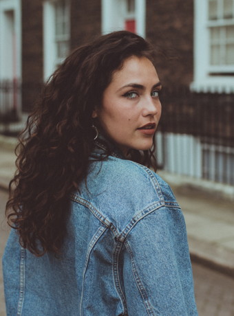 Billie V | Female model | Source Models model agency | 232727