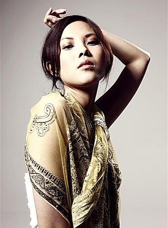 Crystal Y | Female model | Source Models model agency | 32703