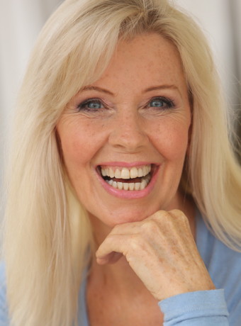 Debi I | Female model | Source Models model agency | 232391