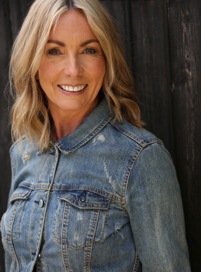 Debra T | Female model | Source Models model agency | 217408