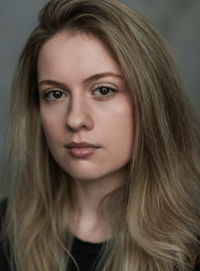 Female Model Agency in London, UK - Source Models