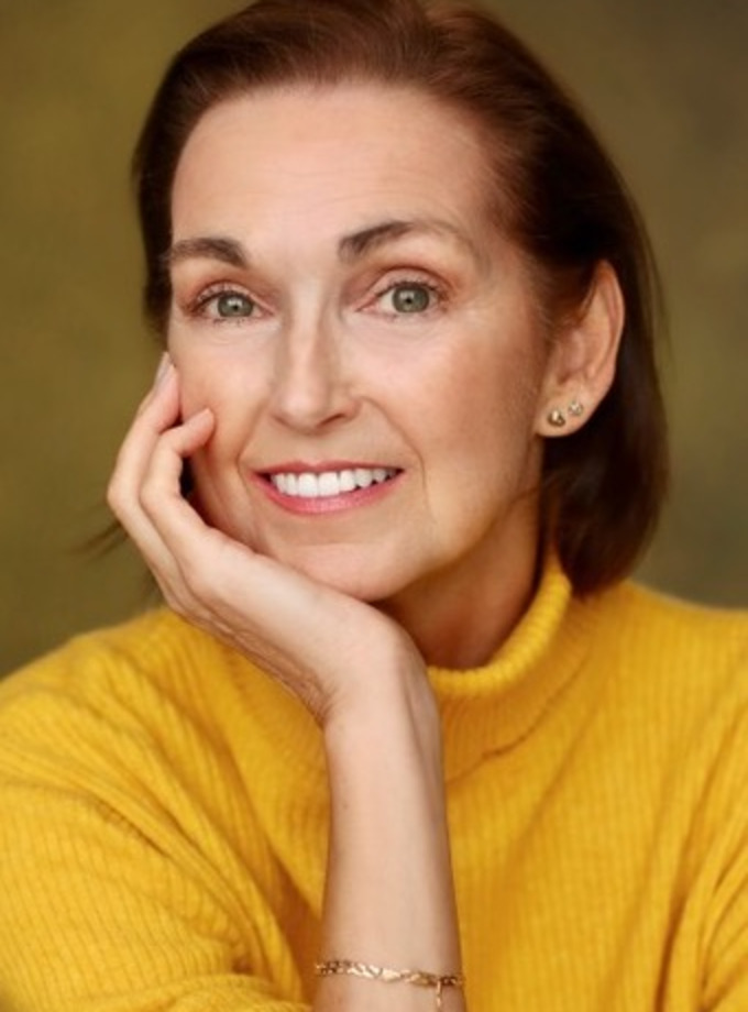 Di C | Female model | Source Models model agency | 259075