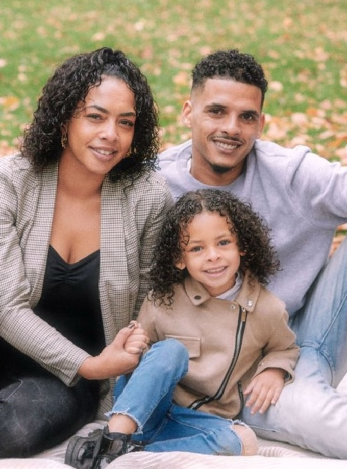 Model families | Families for advertising and commercial work.