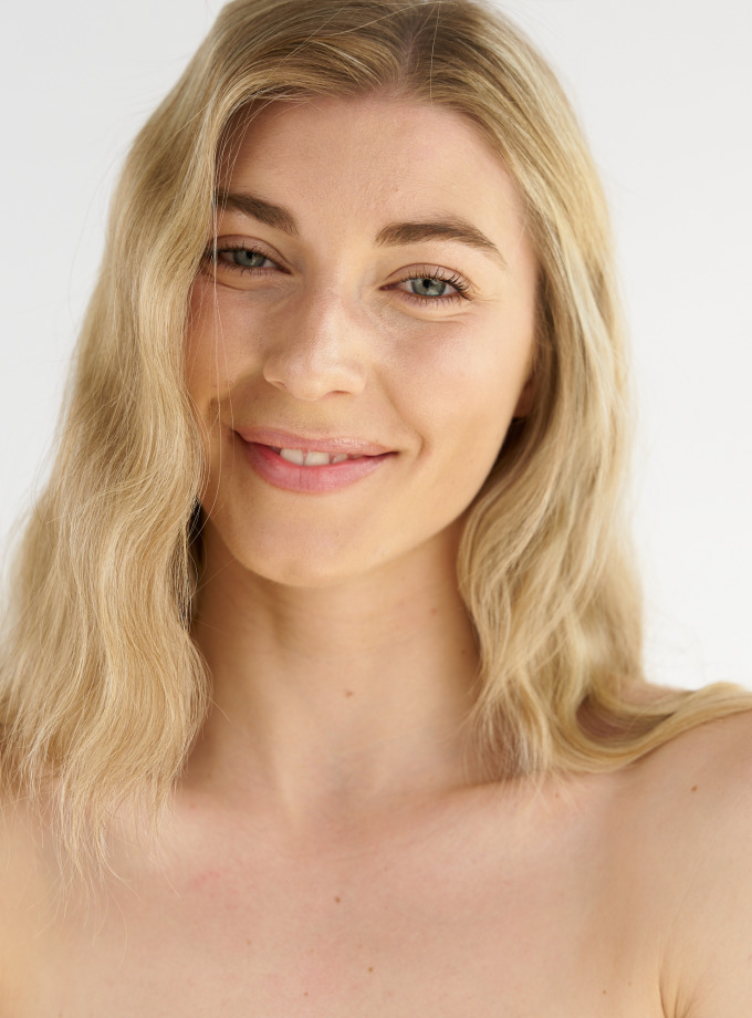 Ella P | Female model | Source Models model agency | 242452