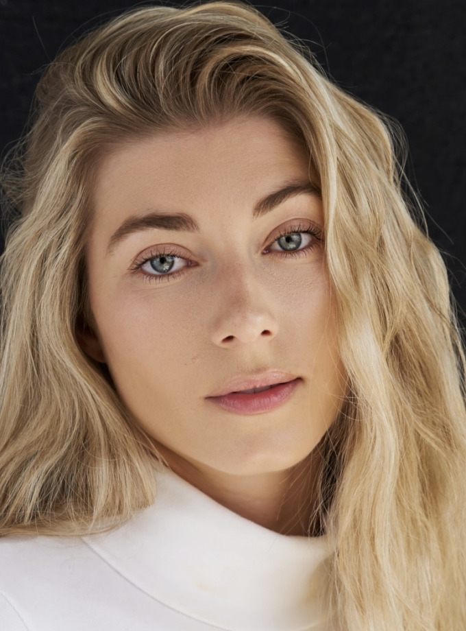 Female Model Agency in London, UK - Source Models