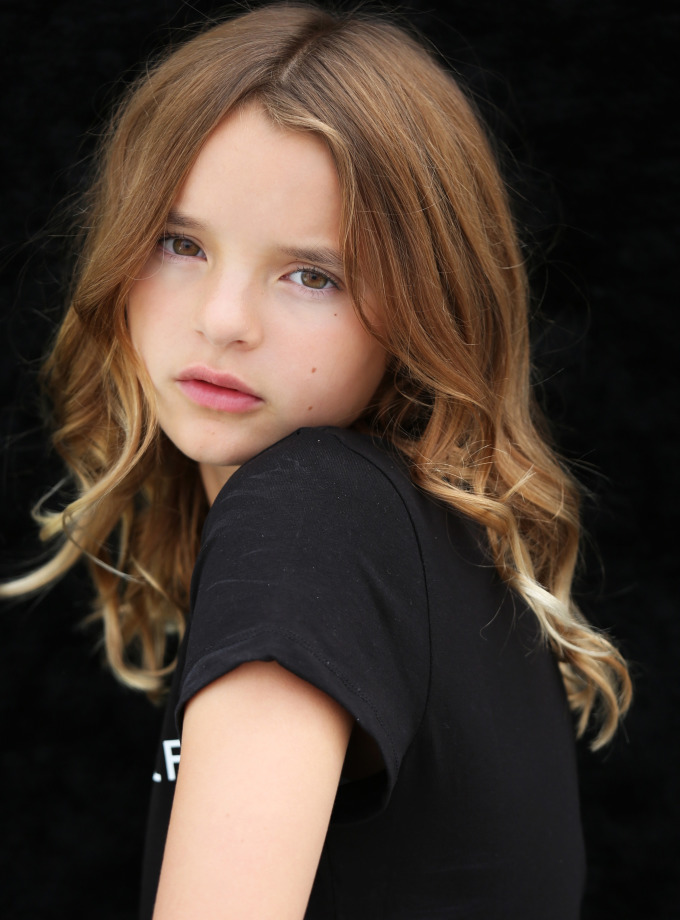 Elle B | Child model | Source Models model agency | 269506