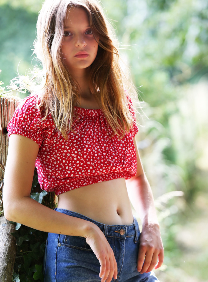 Elle B | Child model | Source Models model agency | 269506