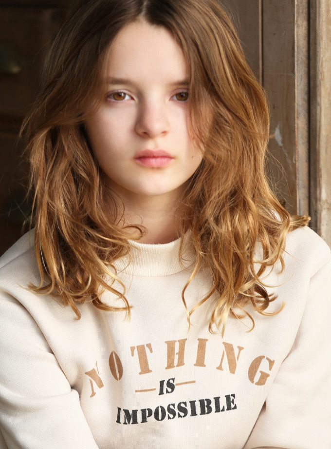 Elle B | Child model | Source Models model agency | 269506