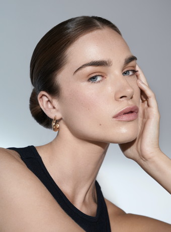 Female Model Agency in London, UK - Source Models