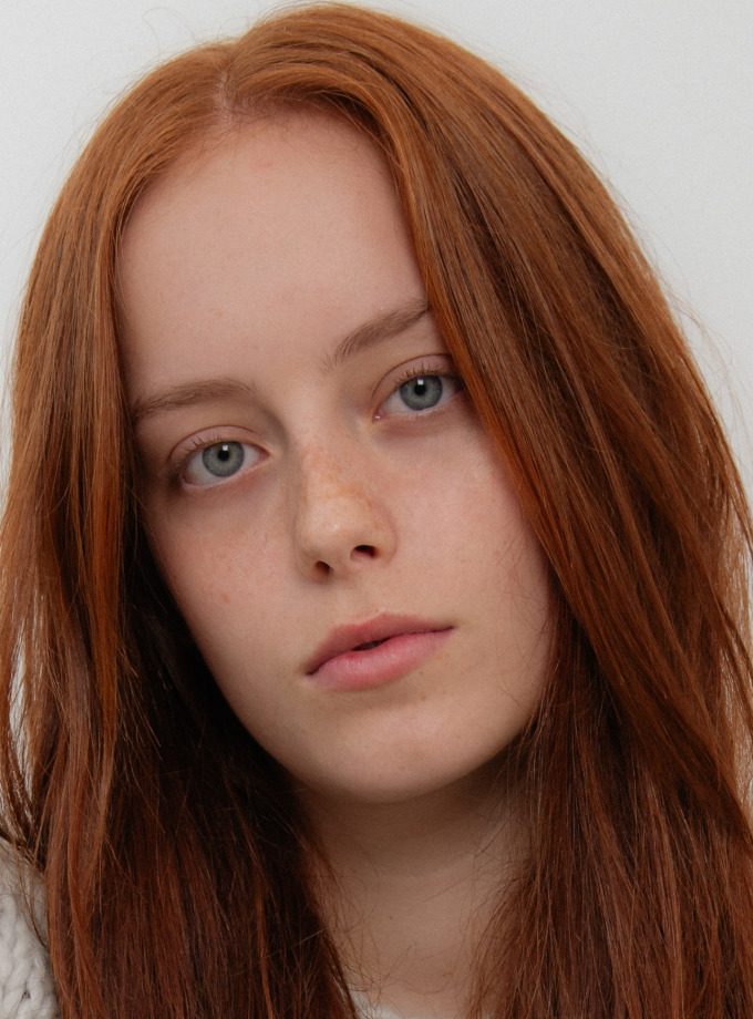 Female Model Agency in London, UK - Source Models