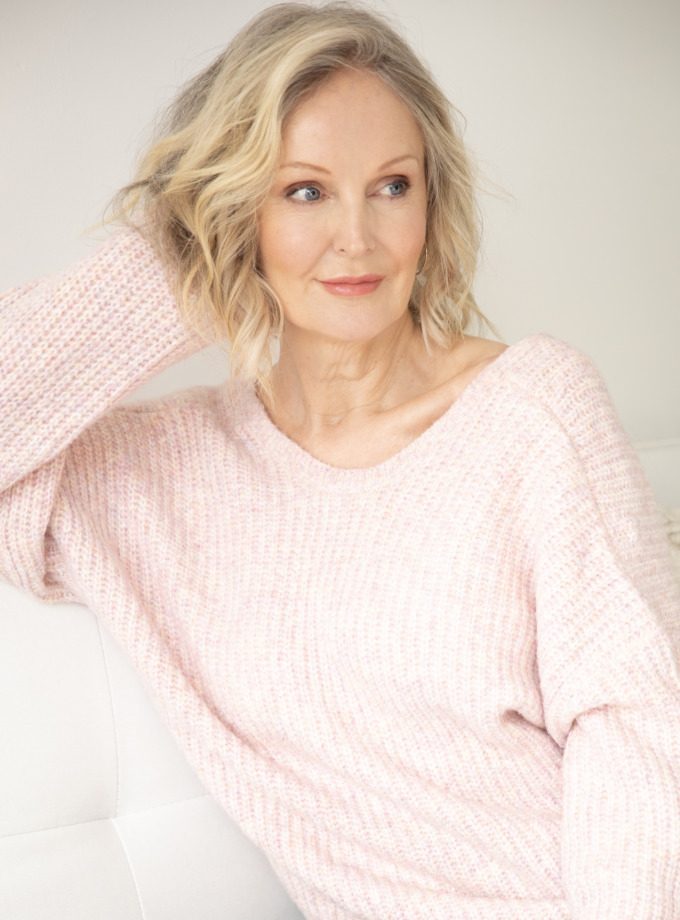 Fiona C | Female model | Source Models model agency | 122512