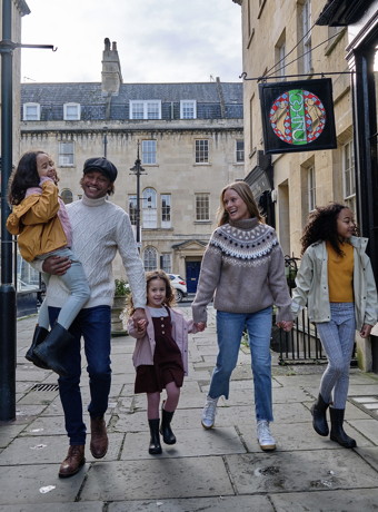 Hannon Family | Speciality models | Source Models model agency | 253070