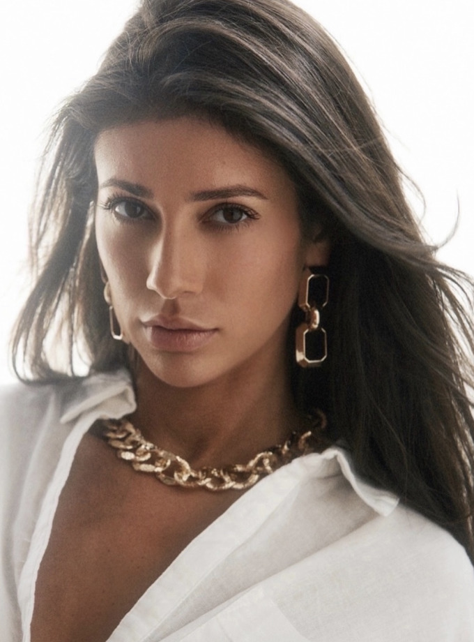 Hayley P | Female model | Source Models model agency | 125052