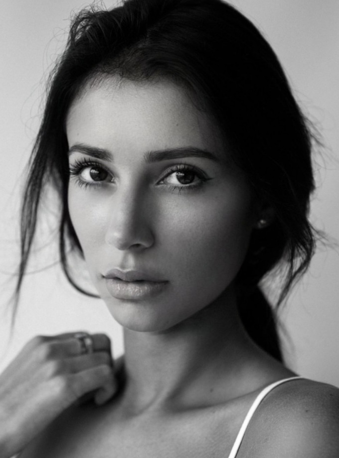Hayley P | Female model | Source Models model agency | 125052