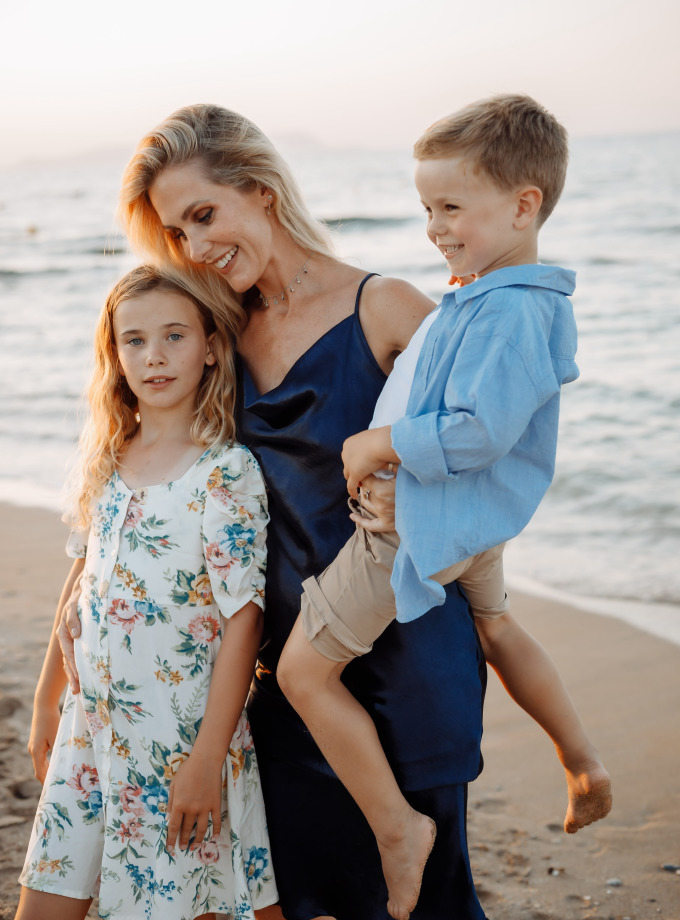 Model families | Families for advertising and commercial work.