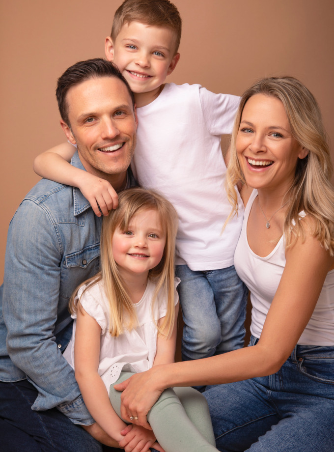 Model families | Families for advertising and commercial work.