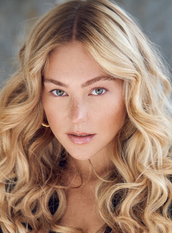 Hollie H | Female model | Source Models model agency | 233585