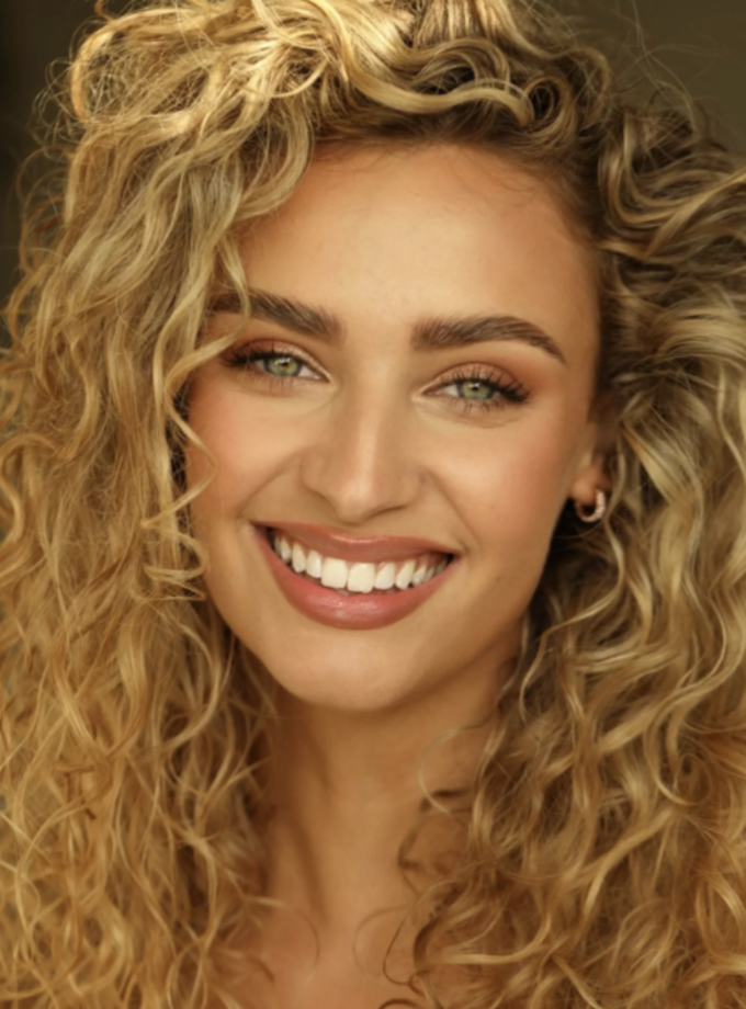 Izzy S | Female model | Source Models model agency | 246983