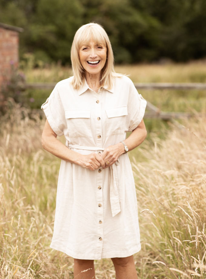 Janie M | Female model | Source Models model agency | 100432