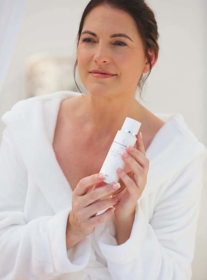 Jeanne F | Female model | Source Models model agency | 31719