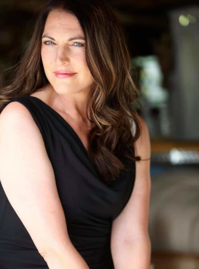 Jeanne F | Female model | Source Models model agency | 31719