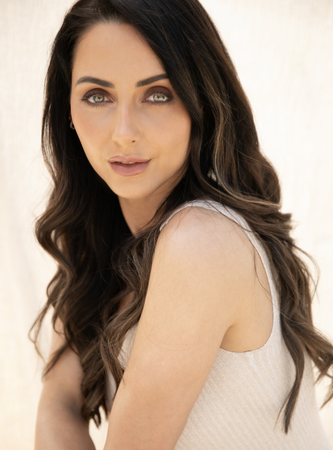 JJ B | Female model | Source Models model agency | 209852