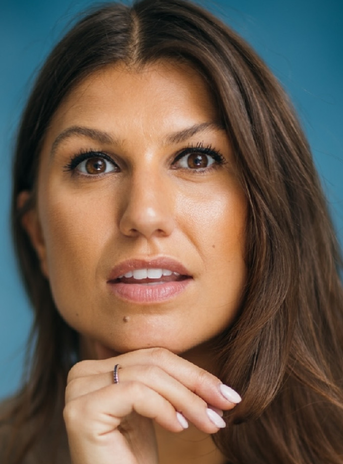 Female Model Agency in London, UK - Source Models