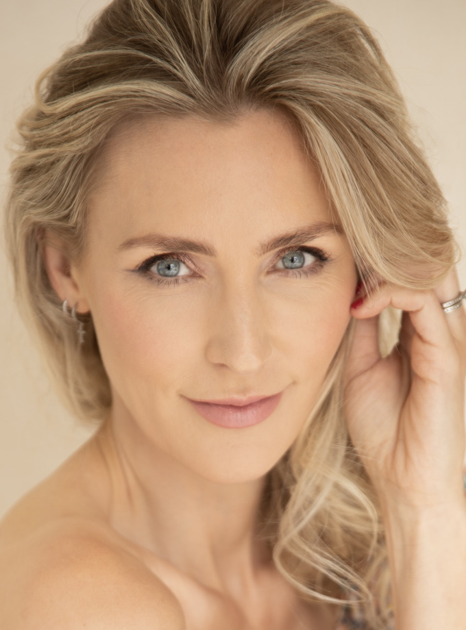 Kim R | Female model | Source Models model agency | 227196