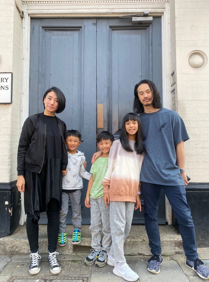 Model families | Families for advertising and commercial work.