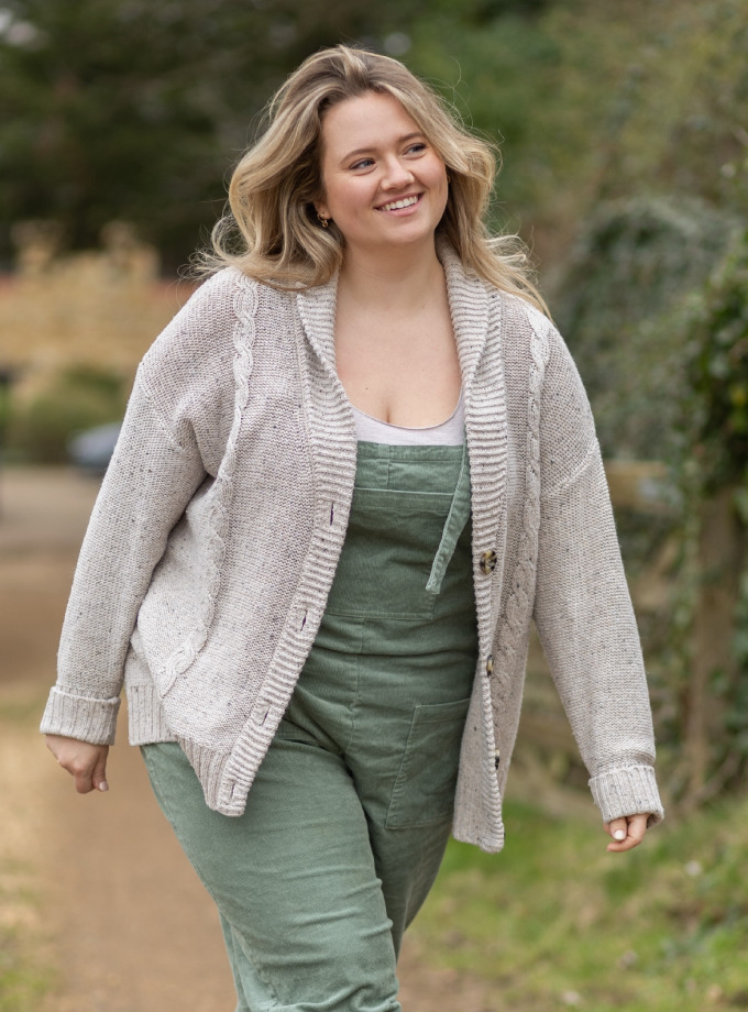 Lillian M | Female model | Source Models model agency | 264589