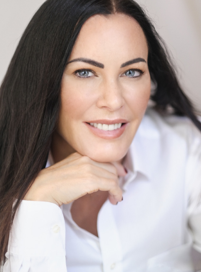 Linzi S | Female model | Source Models model agency | 256984