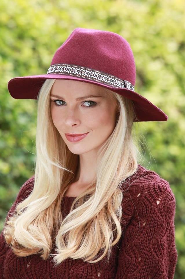 Louise D | Female model | Source Models model agency | 112822