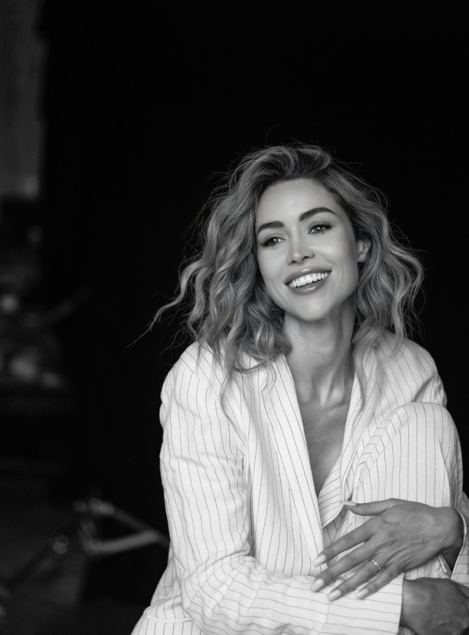 Lucienne V | Female model | Source Models model agency | 263830