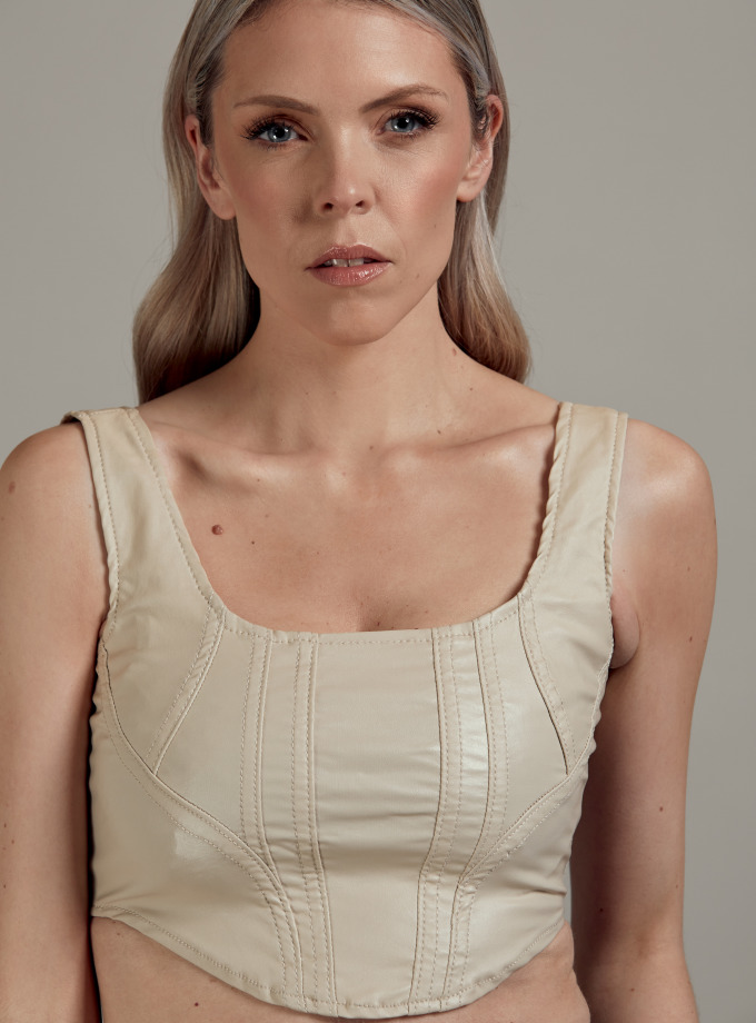 Lynne S | Female model | Source Models model agency | 189702