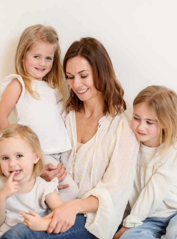 Lynn Family | Speciality models | Source Models model agency | 255736