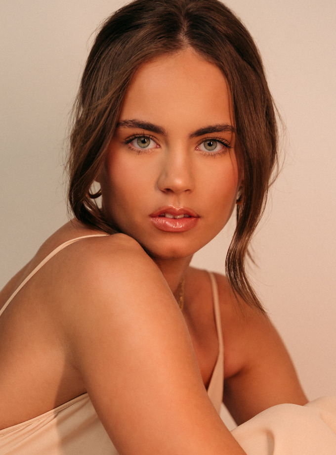 Macy G | Female model | Source Models model agency | 237174