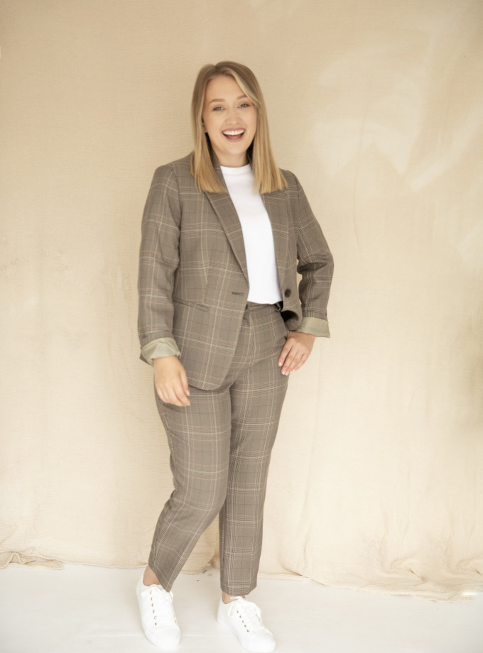 Megan C | Female model | Source Models model agency | 264006