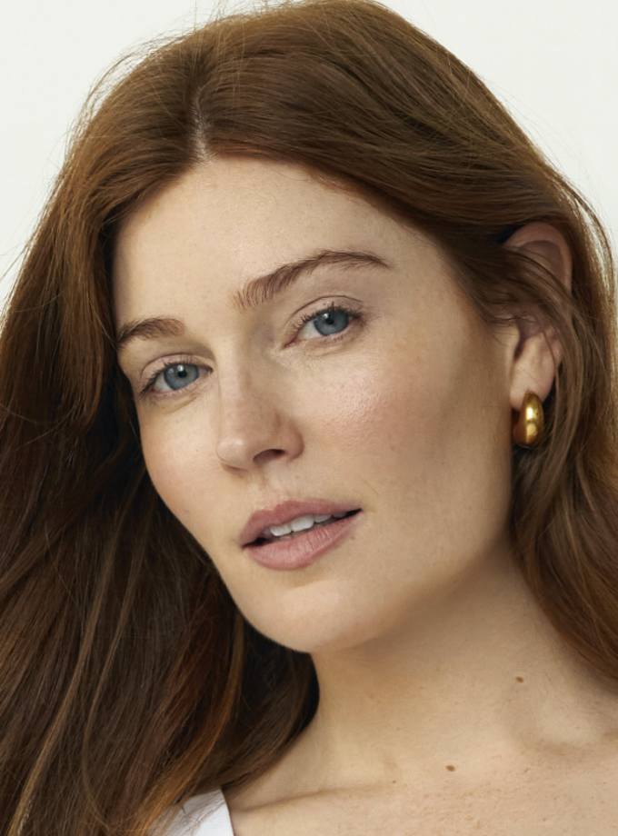 Female Model Agency in London, UK - Source Models