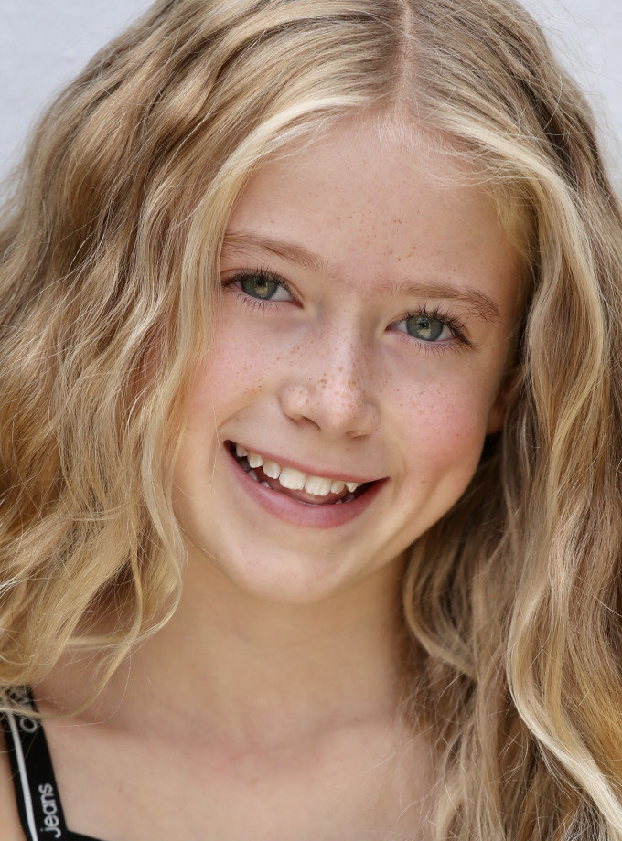Child models | Kids at source - professional friendly child agency