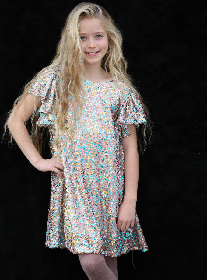 Mia W | Child model | Source Models model agency | 214705