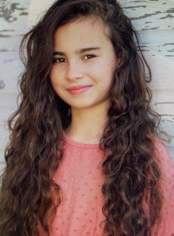 Minnie K | Child model | Source Models model agency | 210942