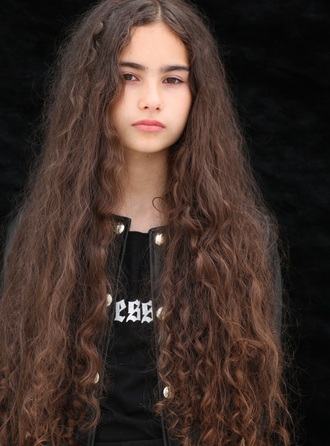 Minnie K | Child model | Source Models model agency | 210942