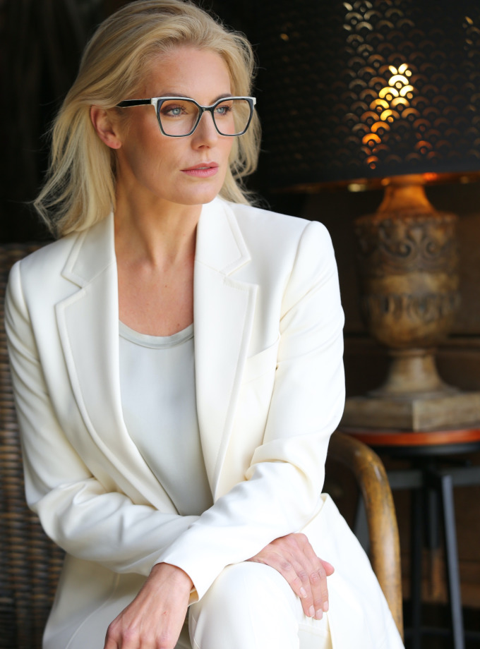 Nicola F | Female model | Source Models model agency | 220772