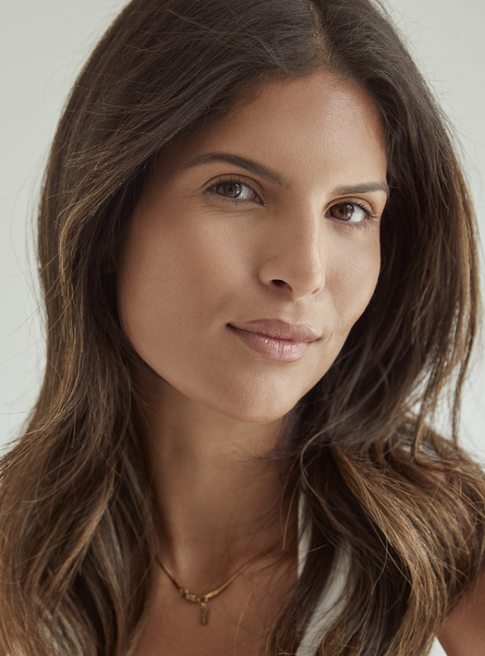 Female Model Agency in London, UK - Source Models