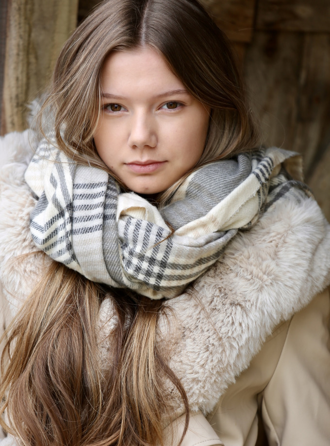 Poppy B | Child model | Source Models model agency | 245563