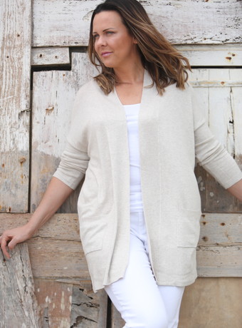 Rebecca E | Female model | Source Models model agency | 189392