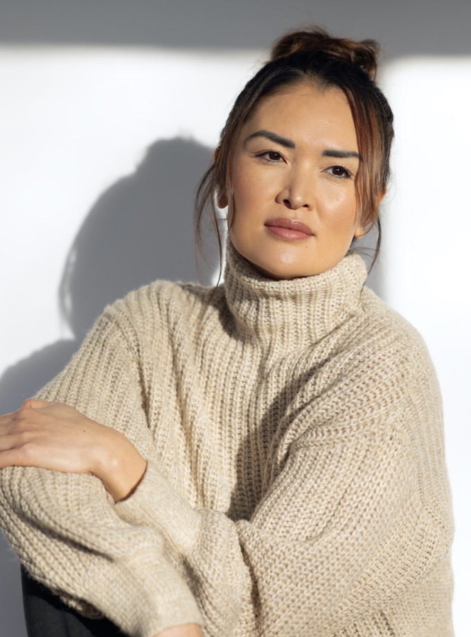 Rie T | Female model | Source Models model agency | 258157