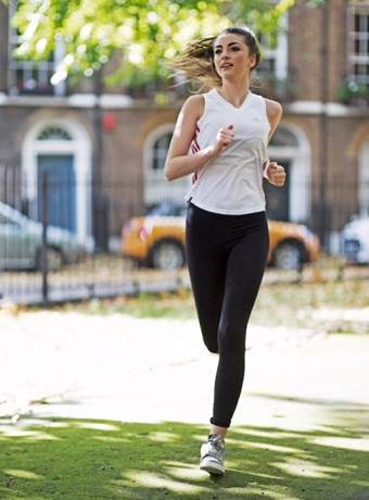 Ronnie R | Female model | Source Models model agency | 230297